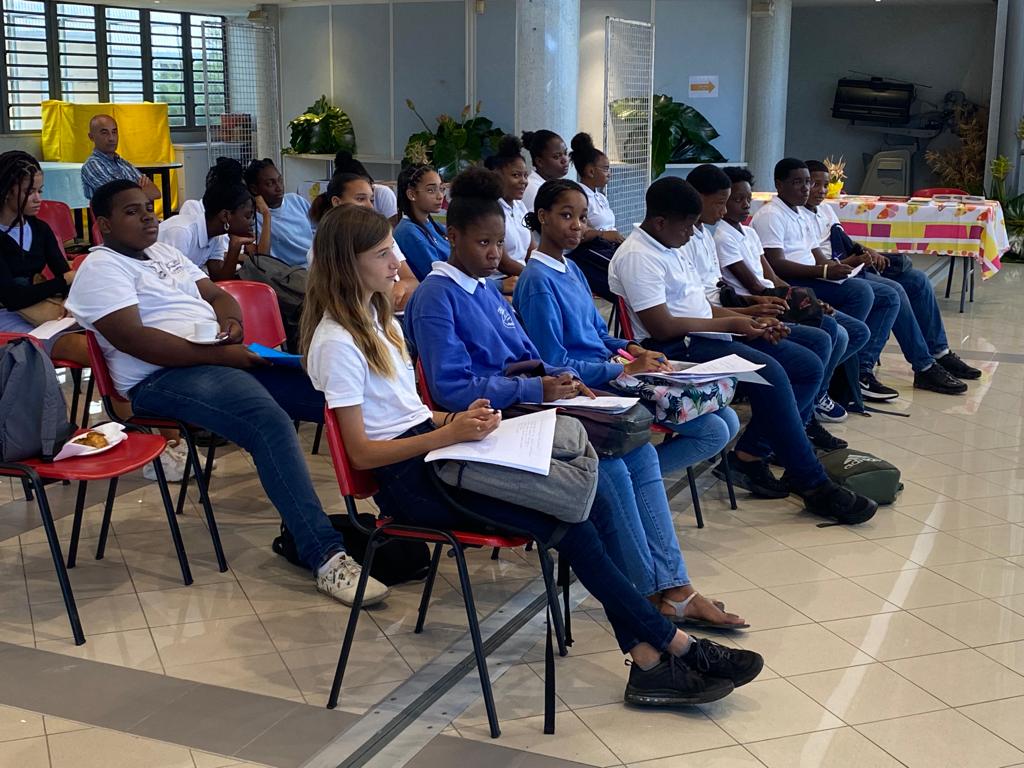 Rencontre artistique pour les 4èmes CHAM – Collège Richard SAMUEL